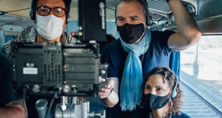Movistar Presenta Primeras Imágenes De La Serie “los Prisioneros